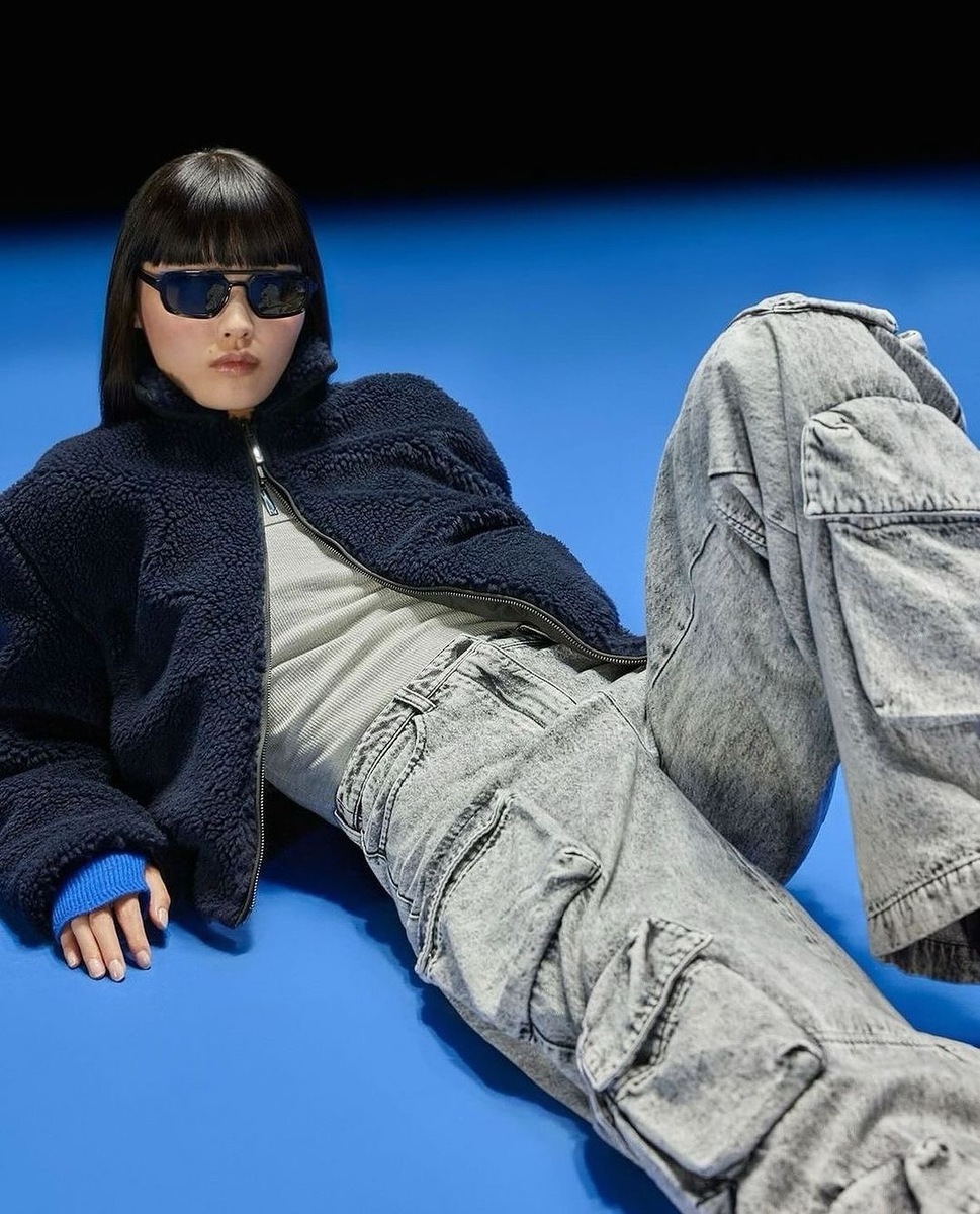 LIAN JIA - EMPORIO ARMANI | Special Management